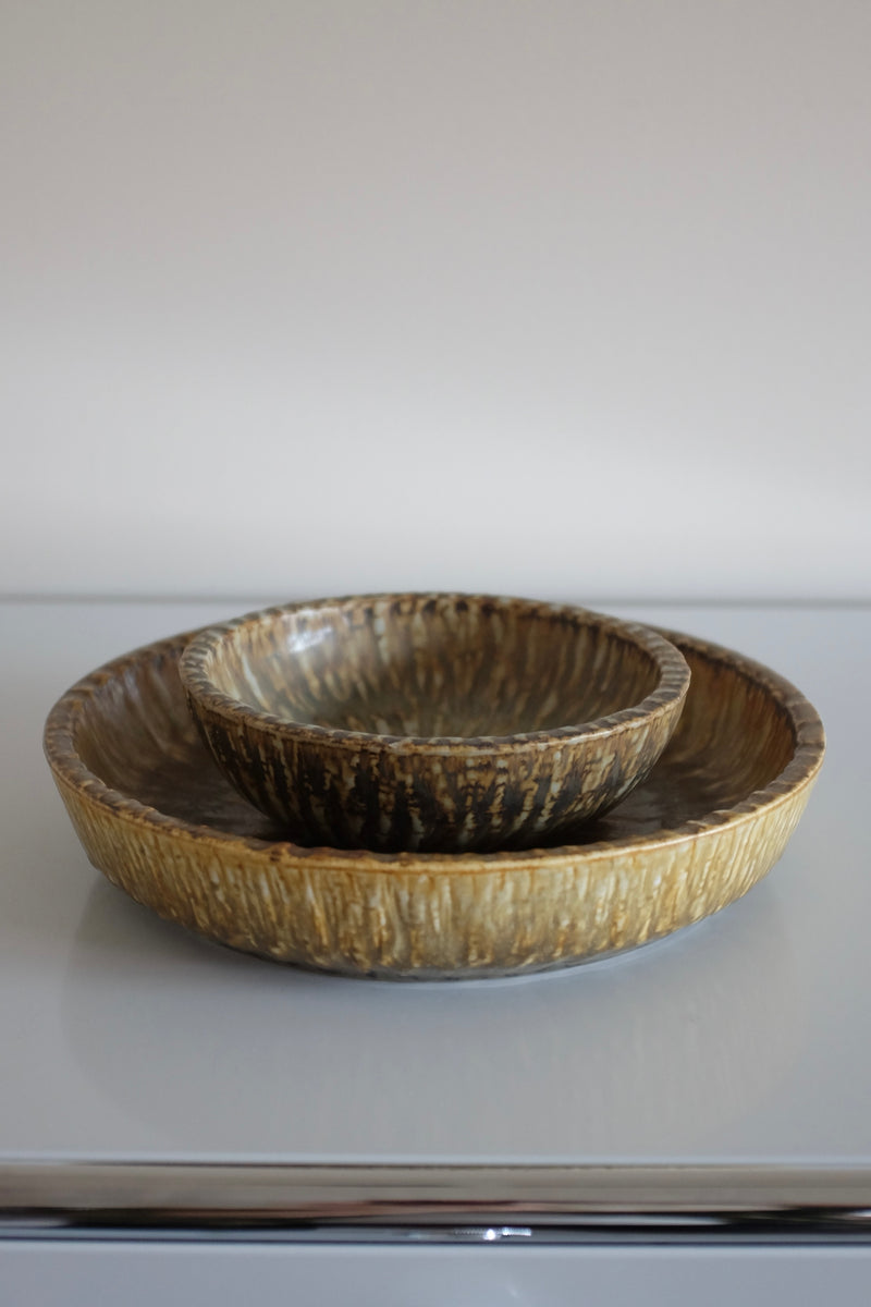 Set of 2 Robus ceramic plates by Gunnar Nylund for Rörstrand, Sweden ...